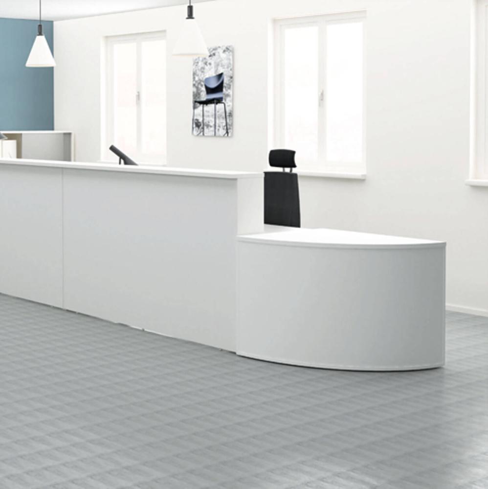 Köp Receptionsdisk New Office svängd hög 900x900x1125 mm hos Källs.se