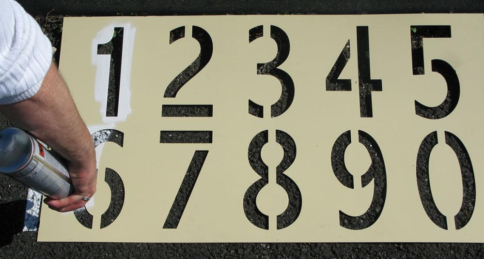 Köp Schablon med siffror 0-9 hos Källs.se